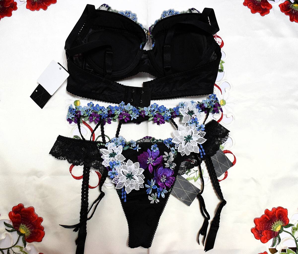 Yahoo!オークション - 新品・タグ付き ワコール サルート 81G・ちは...