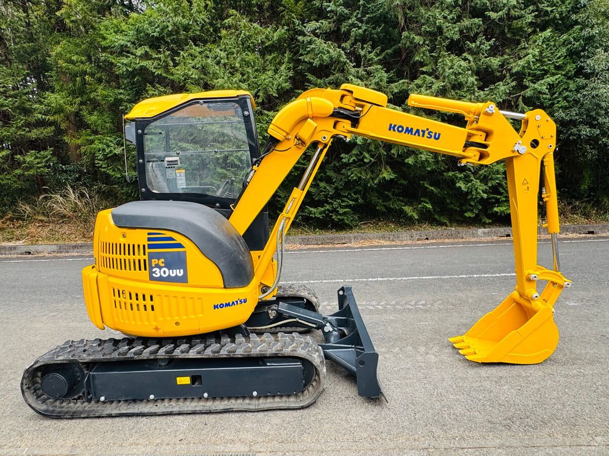 Yahoo!オークション - コマツPC30UU-5 ユンボ KOMATSU 油圧ショベル 2w...