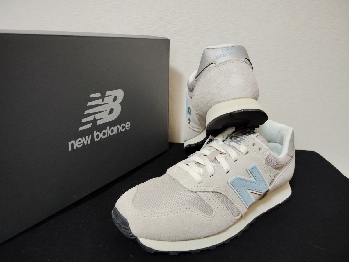 Yahoo!オークション - 新品23.5cm ニューバランス newbalanceレディー...
