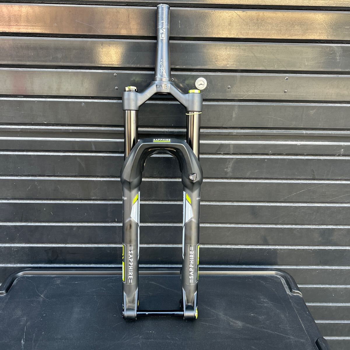 Yahoo!オークション - 初売りSALE 1円からスタート DVO・sapphire 中古