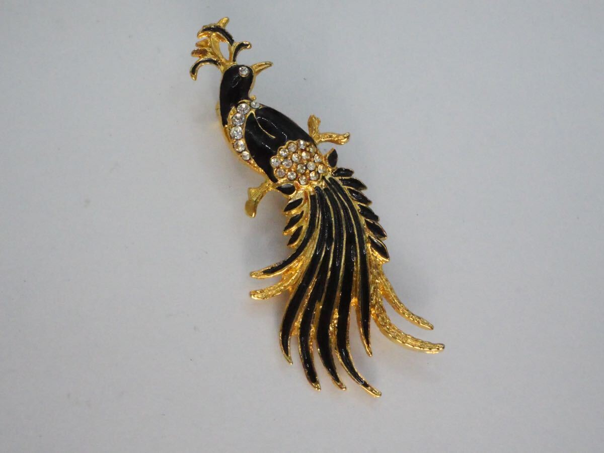 Yahoo!オークション - 【5298】鳥 とり ブローチ アクセサリー TIA