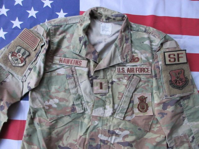 Yahoo!オークション - F557-18 アメリカ空軍 マルチカム 迷彩ジャケッ...