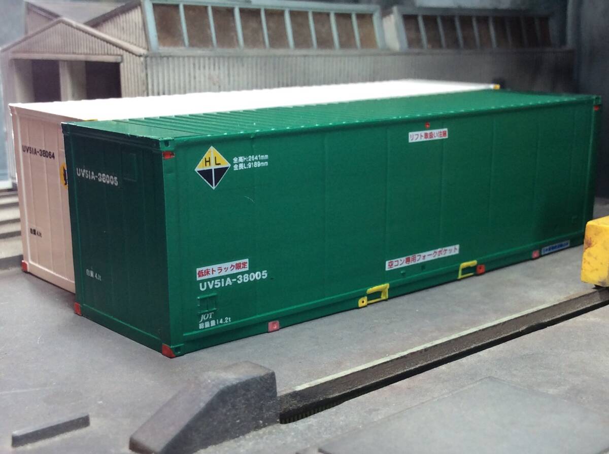 Yahoo!オークション - HO 完成品 UV51A 30ftコンテナ1個 1円スタート ...