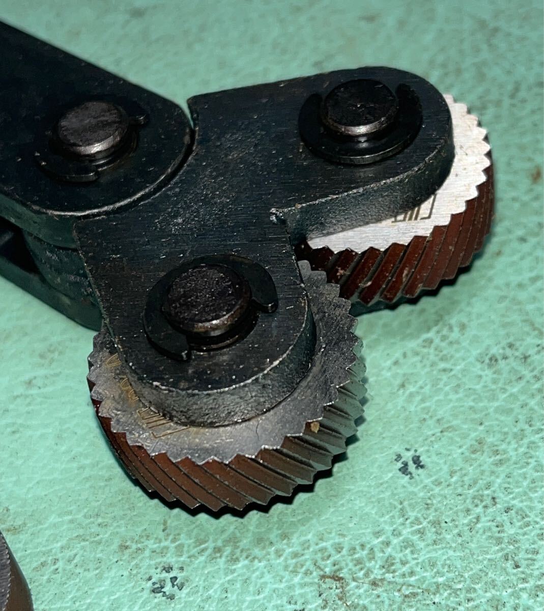 Yahoo!オークション - ローレット ダブルホイールナイザーツールキット...