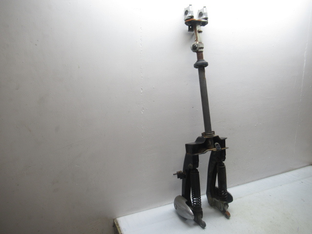 Yahoo!オークション - 46360 ヤマハ ビーノ 50 5AU 純正 フロント フォ...