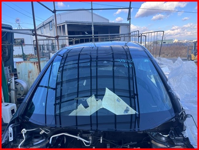 Yahoo!オークション - フリード GB8 フロントガラス 管理番号 5175