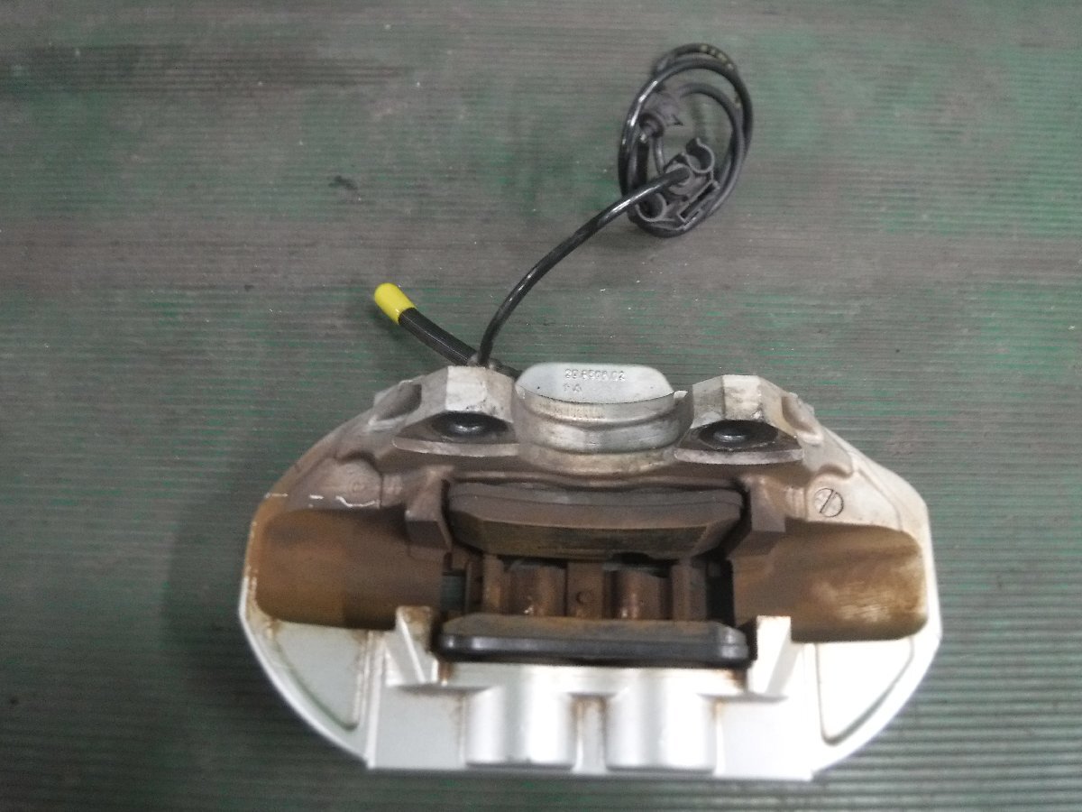 Yahoo!オークション - 【B】メルセデスベンツ AMG E63 211077 リア右...