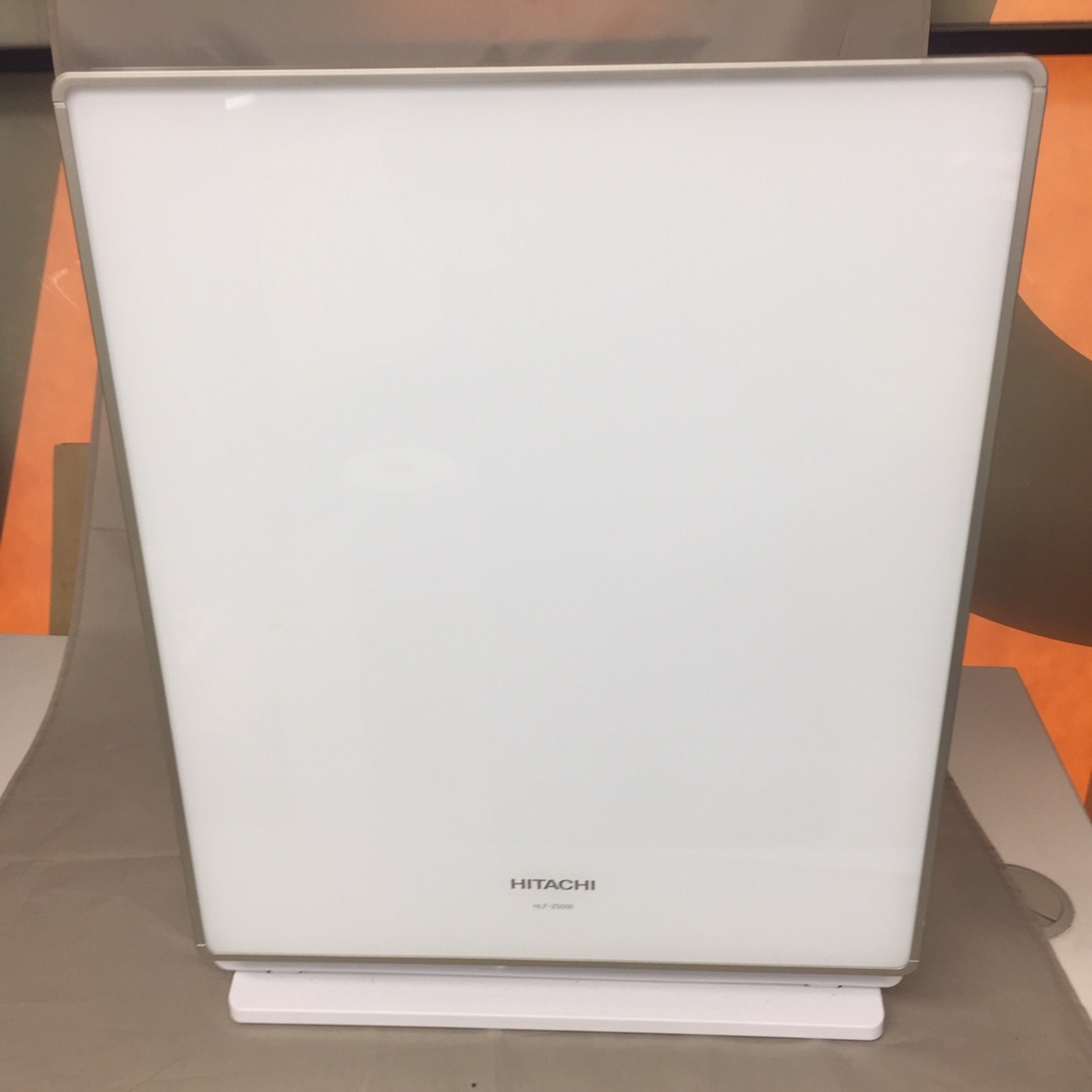 品B HITACHI 日立 日立次亜塩素酸加湿器 HLF-Z5000 2020年製 取説無 専用の塩化ナトリウム付属 管理番号：063110 140(加湿器)｜売買されたオークション情報 ...