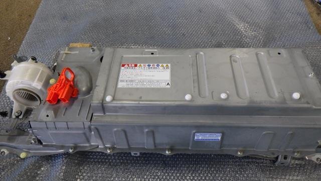 Yahoo!オークション - 【青森 八戸発】中古 プリウス DAA-ZVW30 HVバッ...