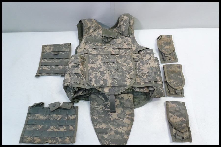 Yahoo!オークション - 東京)米軍実物 IOTVボディーアーマーベスト一式 ...