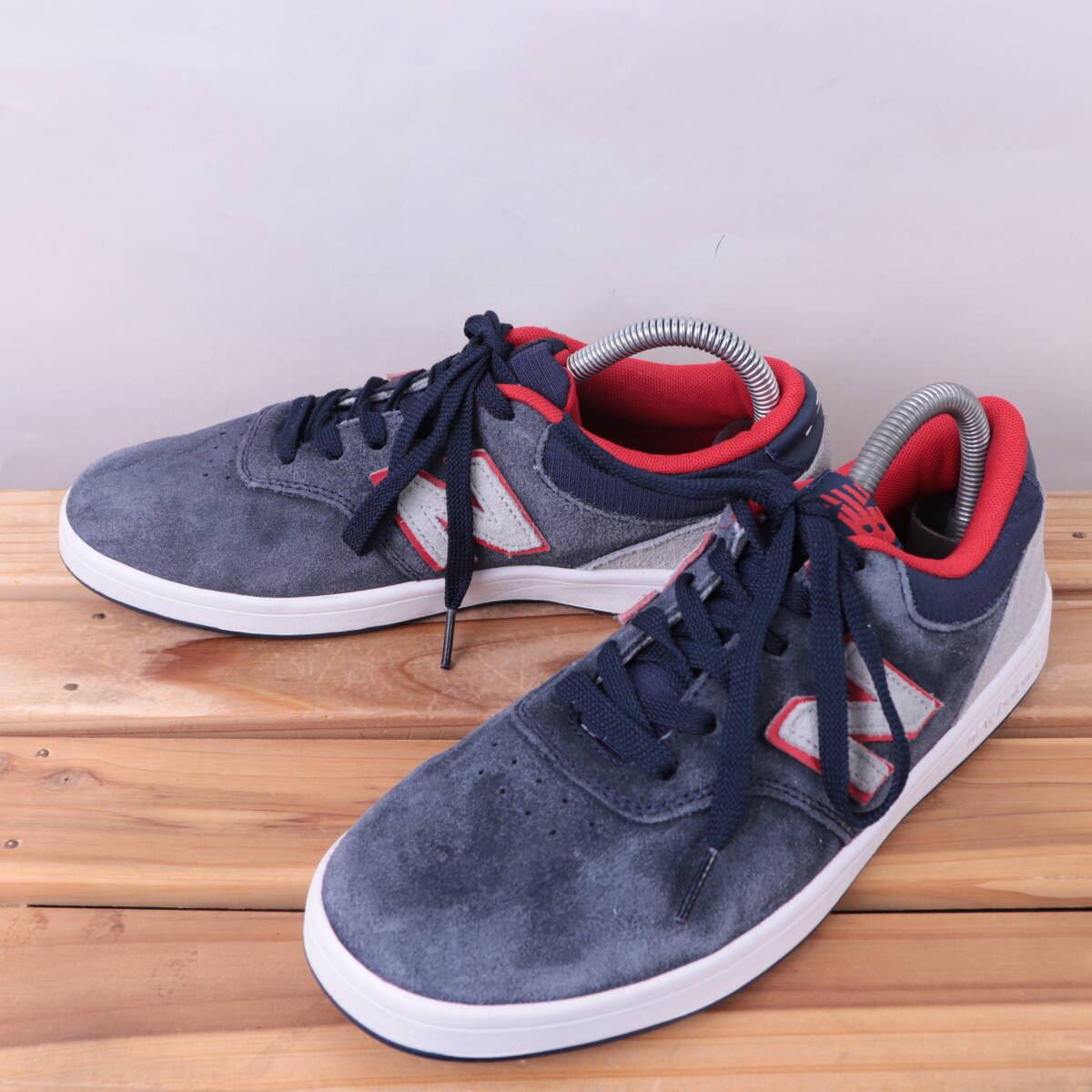 Yahoo!オークション - z7640【424】ニューバランス US8 26.0cm/紺 ネイ...