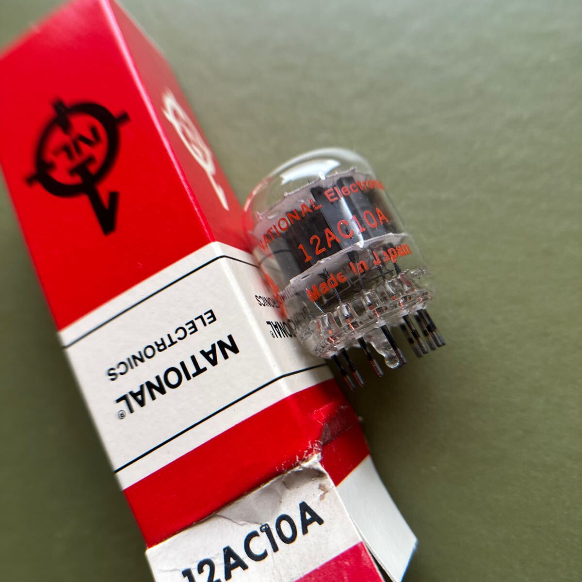 Yahoo!オークション - NOS 真空管 12AC10A 3ユニット μ62 12AT7 3個分...