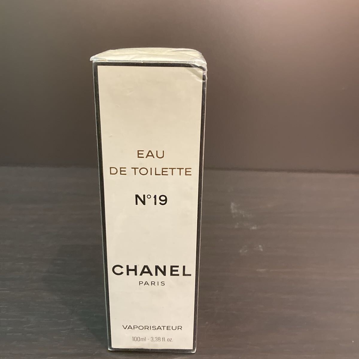 Yahoo!オークション - 【未開封】香水 CHANEL シャネル No19 EDT 100ml...