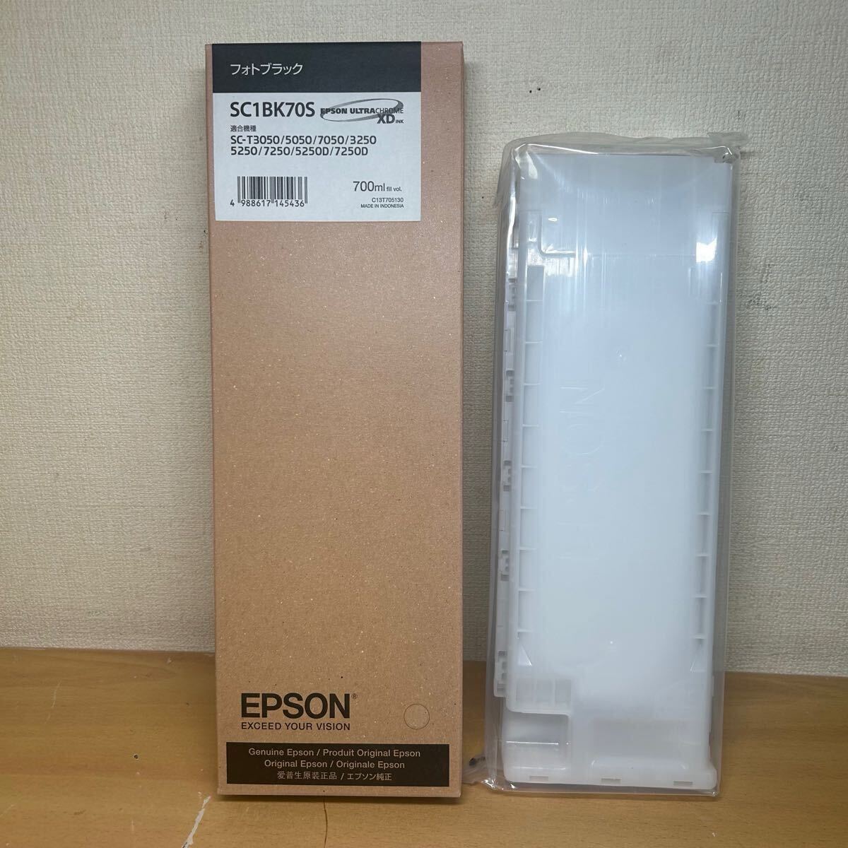 純正品 EPSON ULTRA CHROME XDink SC1BK70S フォトブラック 700ml SC-T3050/5050/7050/3250/5250/7250/5250D ...