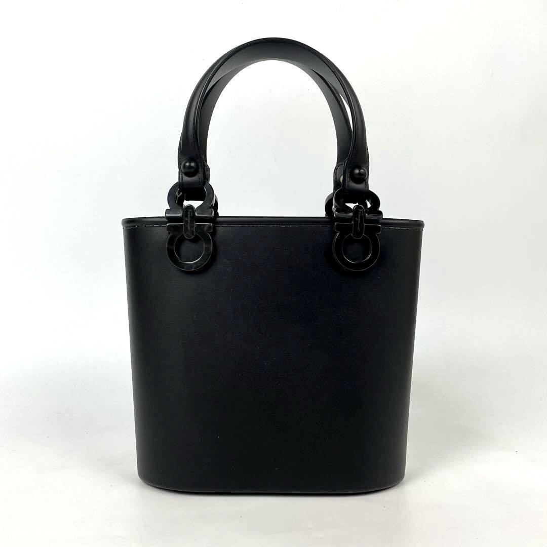 美品 Salvatore Ferragamo フェラガモ ラバーバッグ ダブル 美品 Salvatore Ferragamo フェラガモ ラバーバッグ ダブル