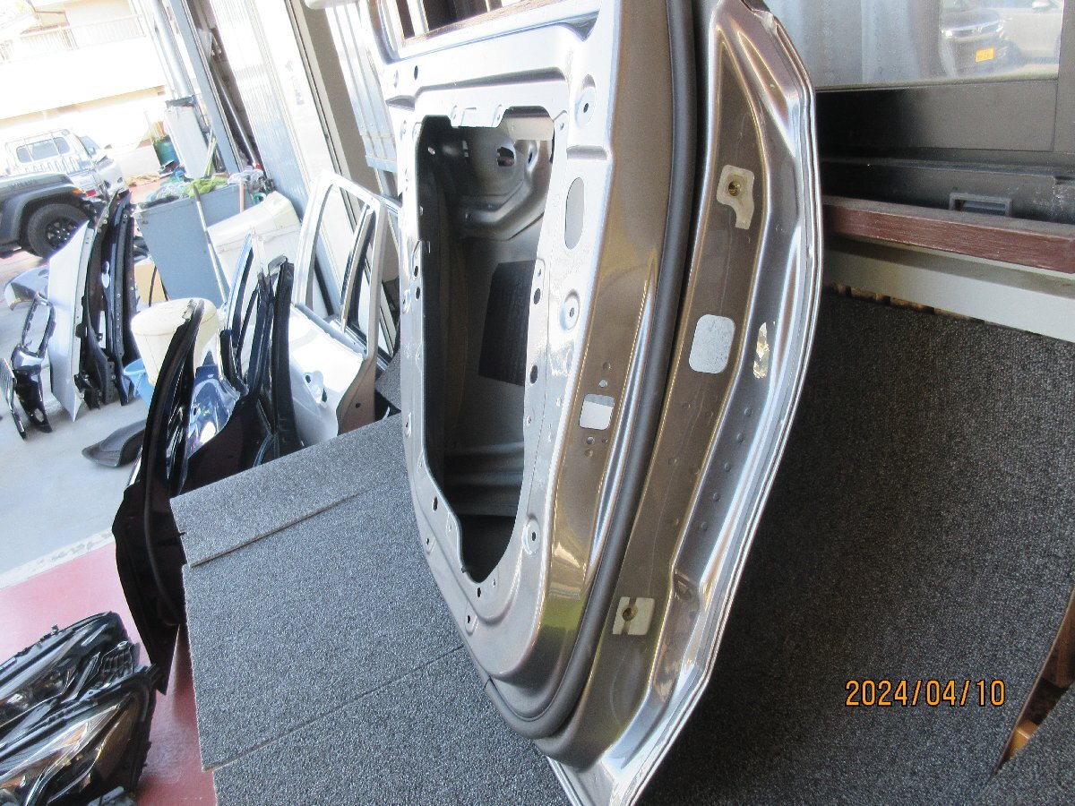 Yahoo!オークション - Benz ベンツ A177 左リアドア A1777321100【924...