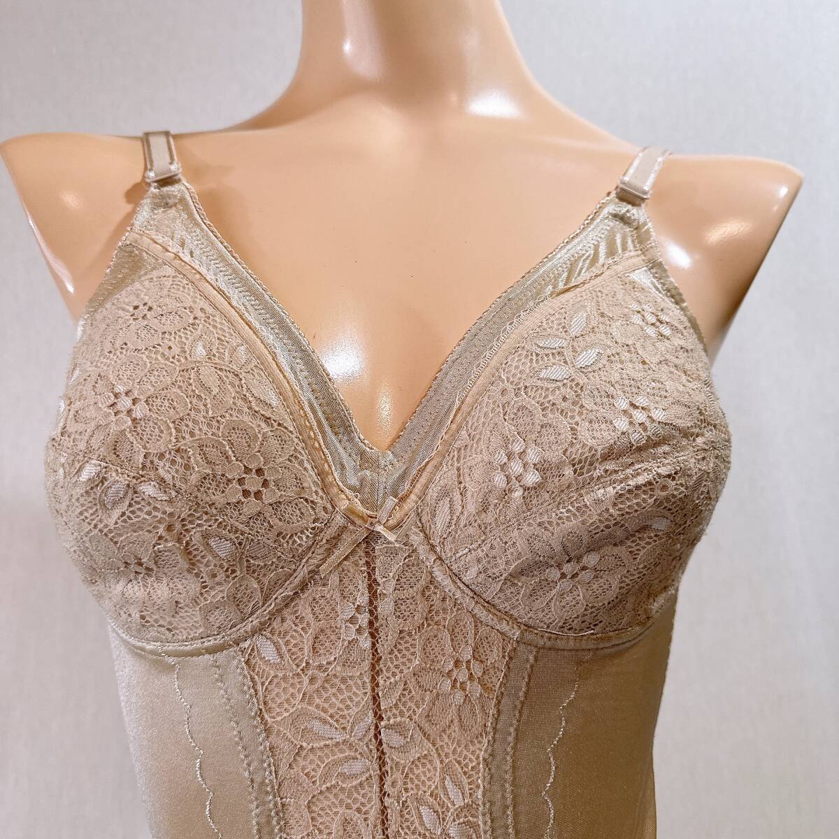 Yahoo!オークション - 137 高級 ボディスーツ C80L