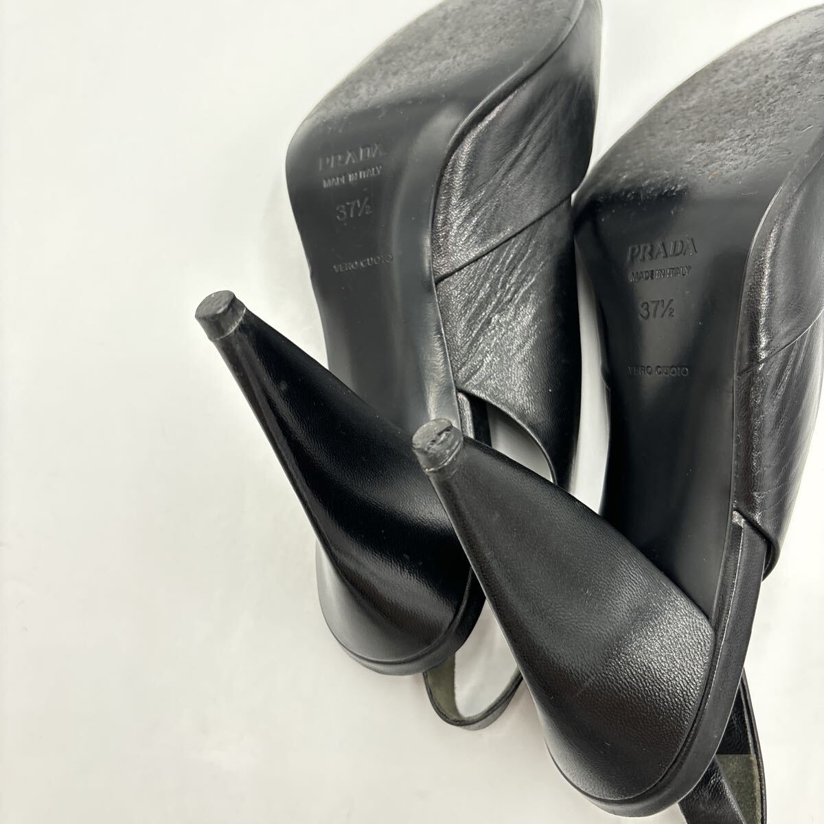 Yahoo!オークション - J イタリア製 '高級感溢れる' PRADA プラダ 本革...
