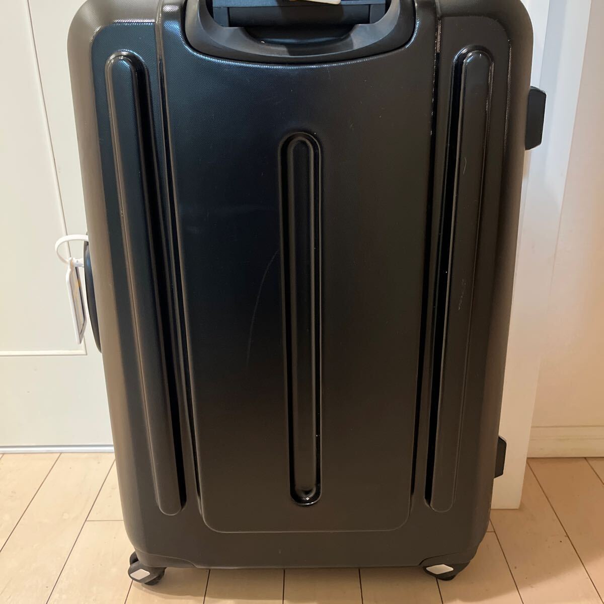 Yahoo!オークション - イノベーター innovator スーツケース 70L Mサイ...