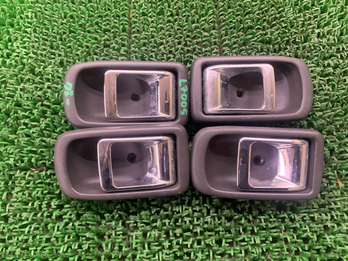 Yahoo!オークション - 即決値段 Z2-1 ダイハツ ミラジーノ L700S L710S...