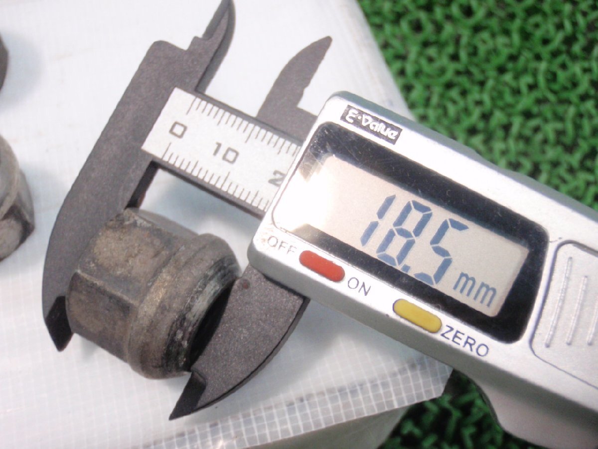 Yahoo!オークション - ZE2 ホンダ インサイト 純正 ホイールナット 1...