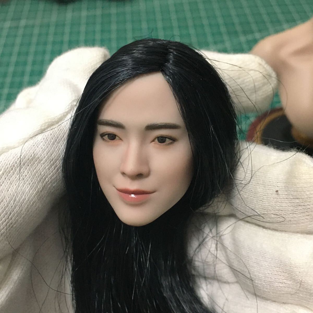 Yahoo!オークション - B137 1/6 フィギュア ヘッド 女性ヘッド 植毛タ...