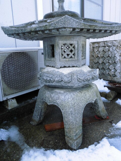 2 雪見御影灯篭 庭石灯篭 和風モダン石灯籠 石灯籠 自然石 中古 2 雪見御影灯篭 庭石灯篭 和風モダン石灯籠 石灯籠 自然石 中古