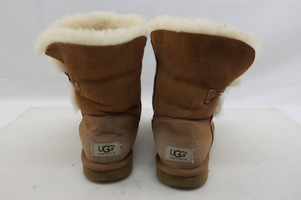 Yahoo!オークション - 【送900円】5666 UGG australia アグオーストラ...