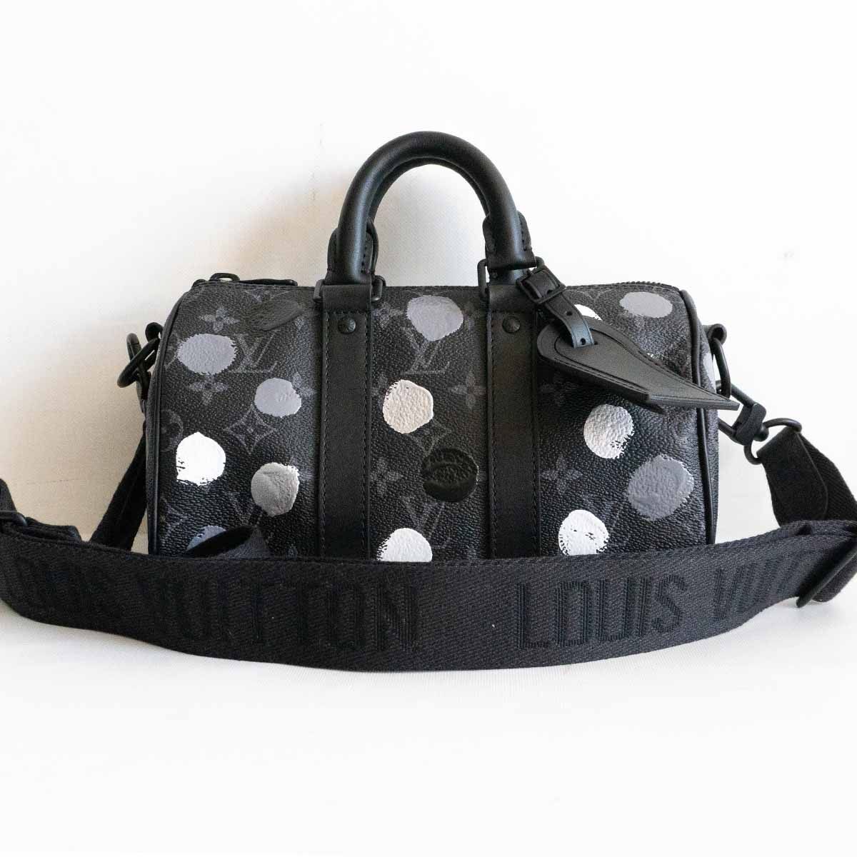 最高級/未使用品】LOUIS VUITTON×草間彌生【M46406 キーポル 最高級/未使用品】LOUIS VUITTON×草間彌生【M46406 キーポル