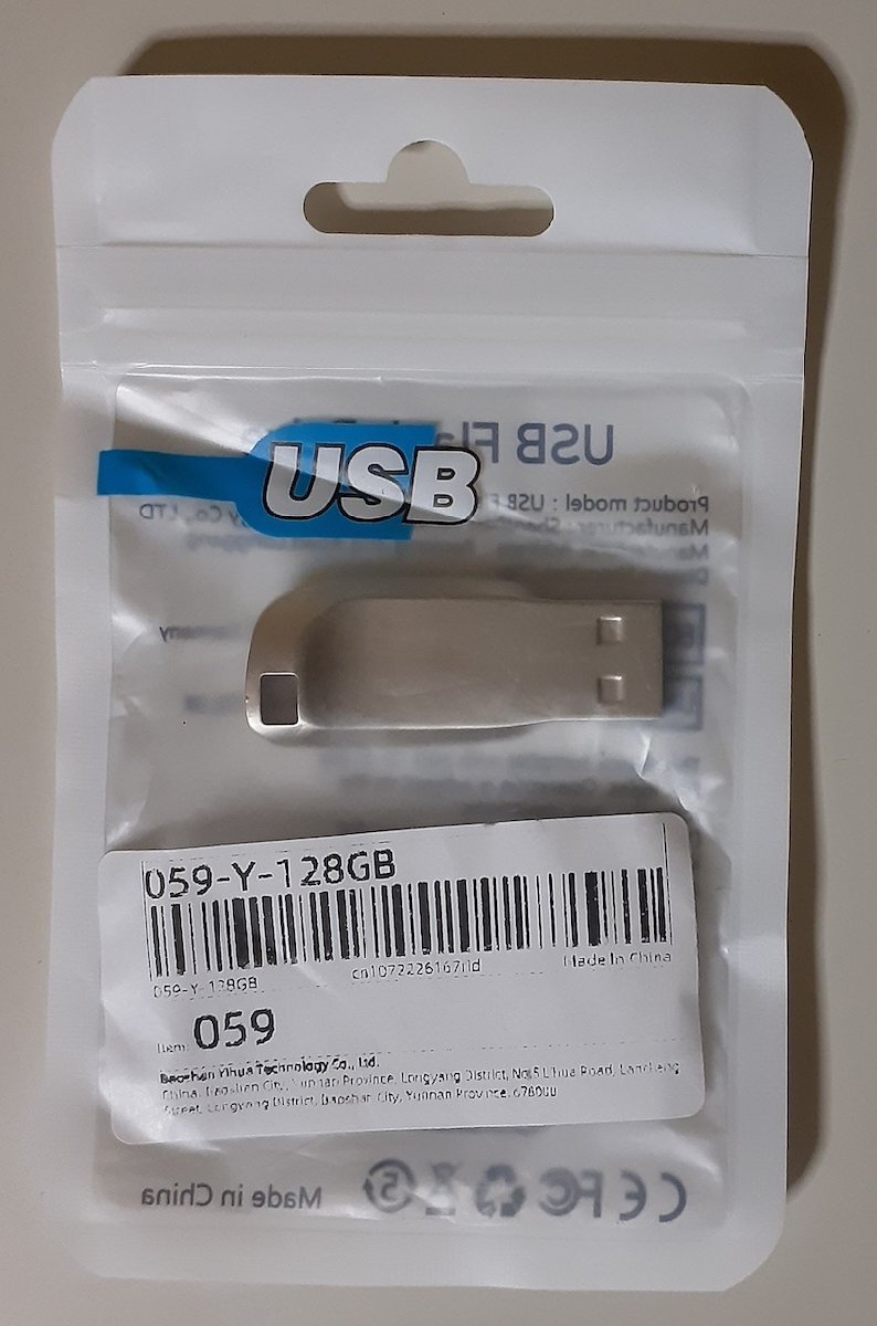 Yahoo!オークション - 5148 ほぼ新品 USBメモリ 128GB USB3.0 Mac/Win ...