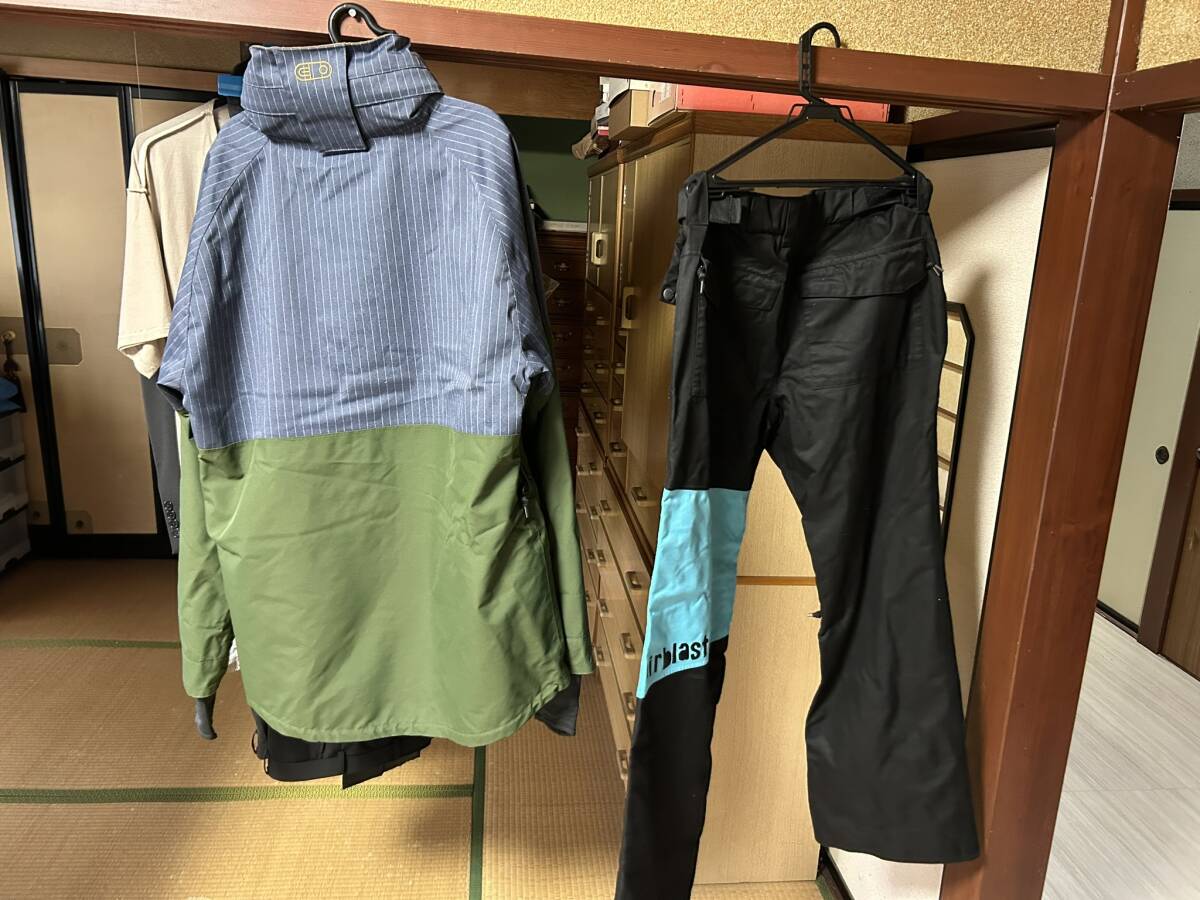 Yahoo!オークション - AIRBLASTER スノーボードウェア 上下セット エア...