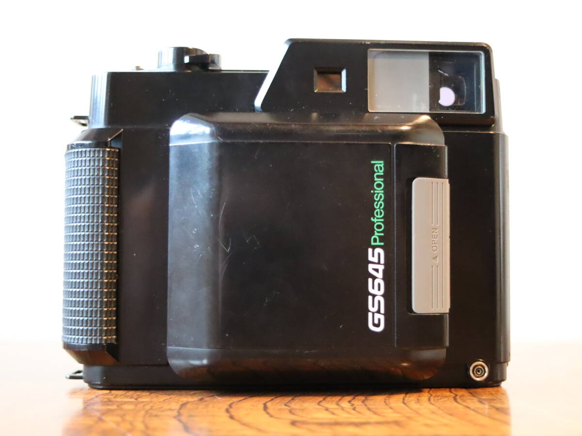 FUJICA フジカ GS645 Professional 6×4.5 DEMO デモ 中判カメラ フィルムカメラ 管2189 動作未確認(富士フイルム、富士写真フイルム)｜売買された ...