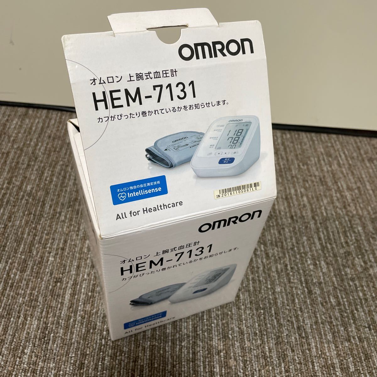 Yahoo!オークション - OMRON オムロン 上腕式血圧計 HEM-7131 健康器具...