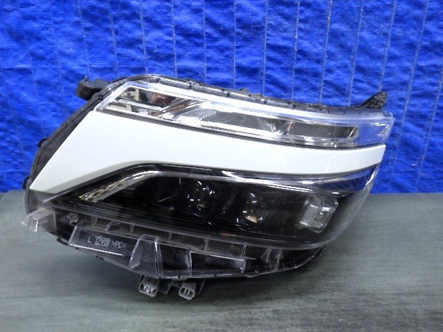 Yahoo!オークション - 2791 ヴォクシー ZRR80W ZWR80W 後期 ZS 煌 キラ...