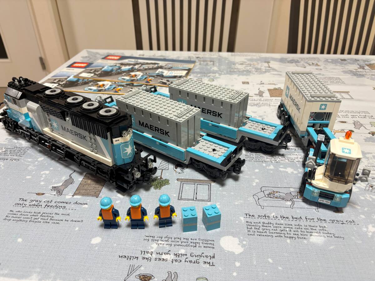 Yahoo!オークション - 組立済(中古品） LEGO 10219 マースクトレイン