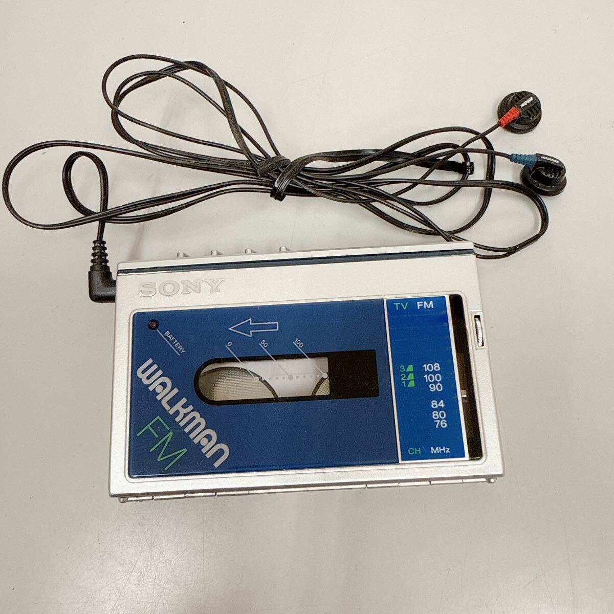 J1170 WALKMAN FM ウォークマン WM-F20 青 ブルー 現状品(再生専用)｜売買されたオークション情報、yahooの商品情報をアーカイブ公開 - オークファン（aucfan.com）