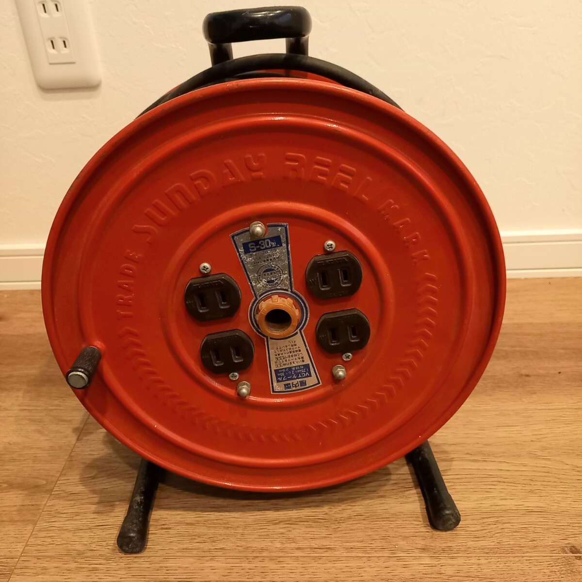 HATAYA ハタヤ コードリール 電工ドラム S-30型 屋内型 VCTケーブル 延長コード 畑屋製作所 125V 屋内用 現状品 k1994(コードリール)｜売買されたオークション情報 ...