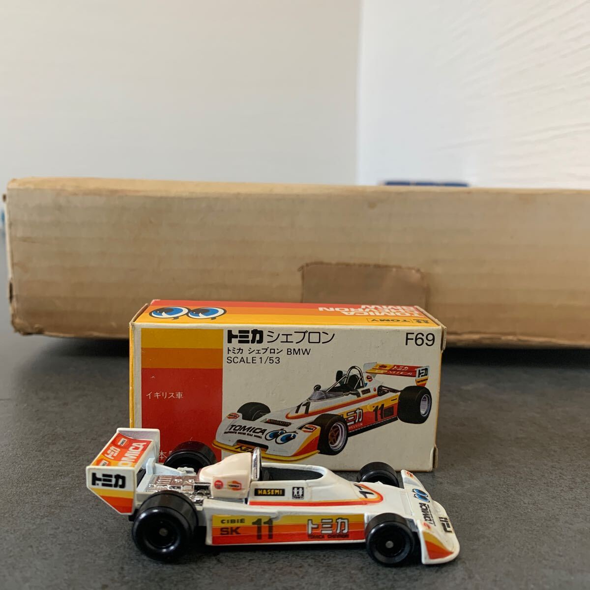 Yahoo オークション トミカ F69 トミカシェブロンbmw イギリス車 日