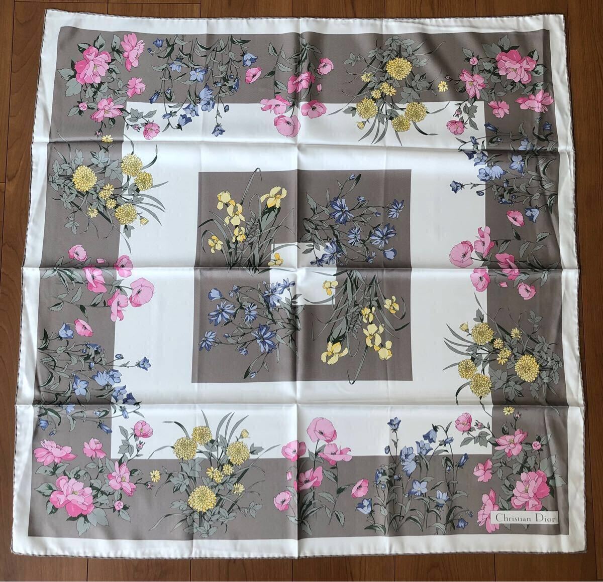 Yahoo!オークション - クリスチャンディオール スカーフ 3点 大判 Chri...