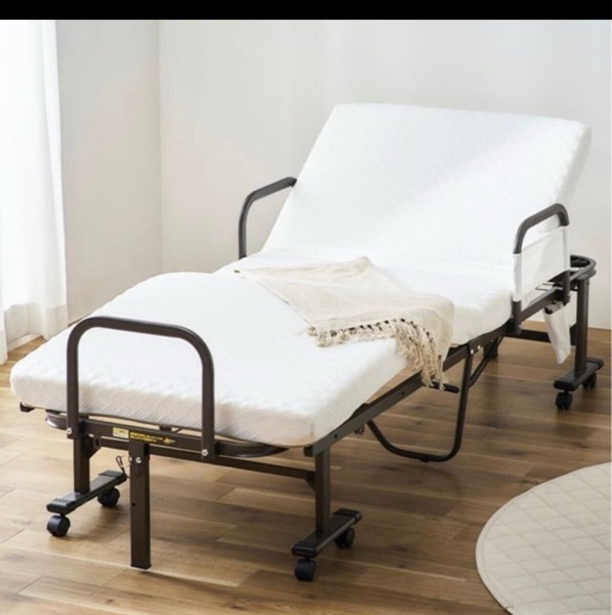 Yahoo!オークション - 新品同様 アイリスオーヤマ 折り畳みベッド OTBS...