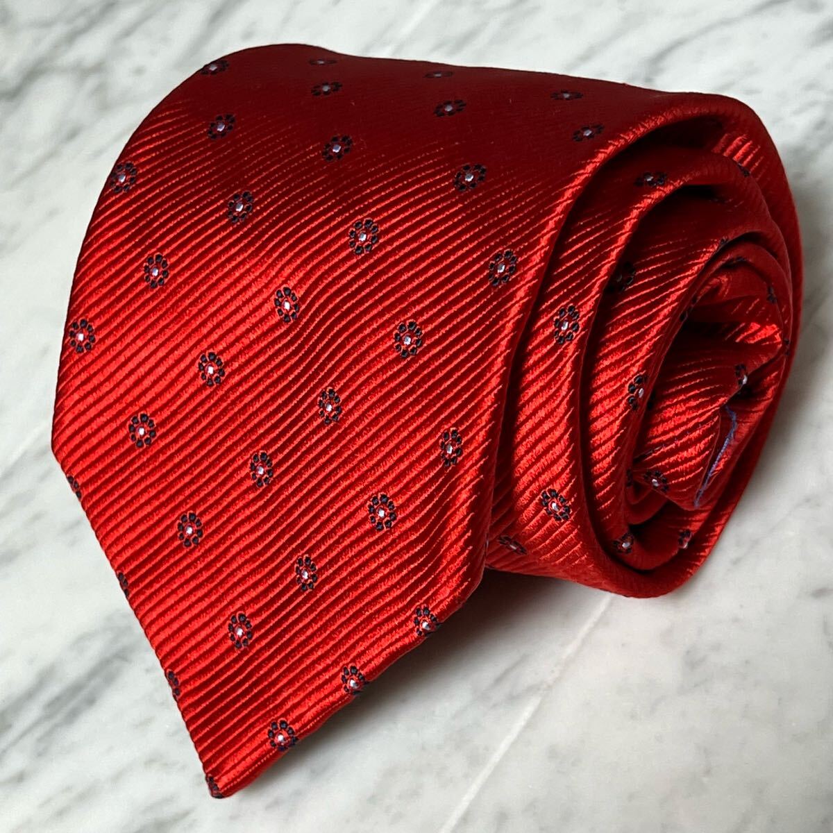 Yahoo!オークション - 【美品】 999円～ Andrew ties ネクタイ レッド ...