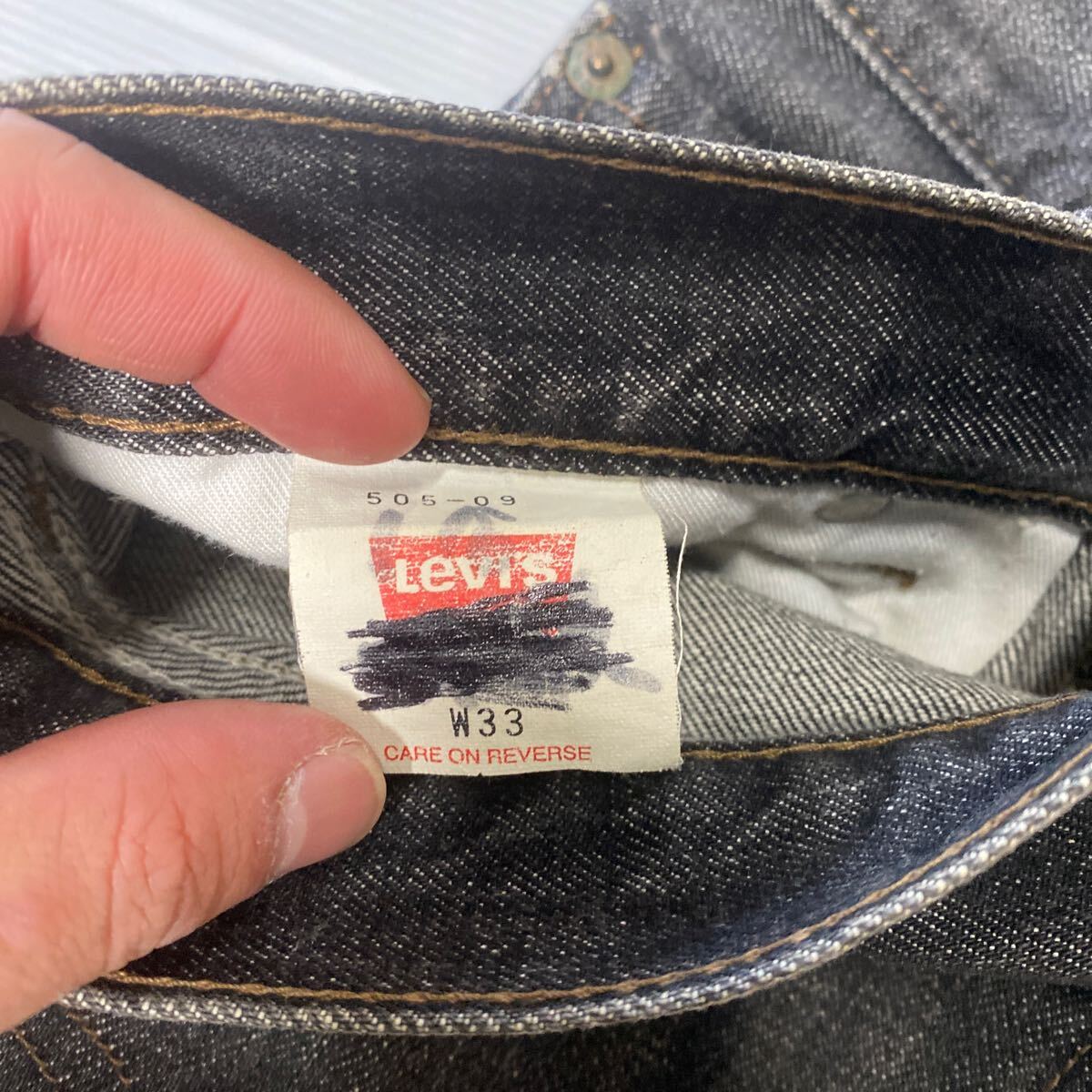 Yahoo!オークション - リーバイス 505 W33 L34 ストレート 裾破けあり ...