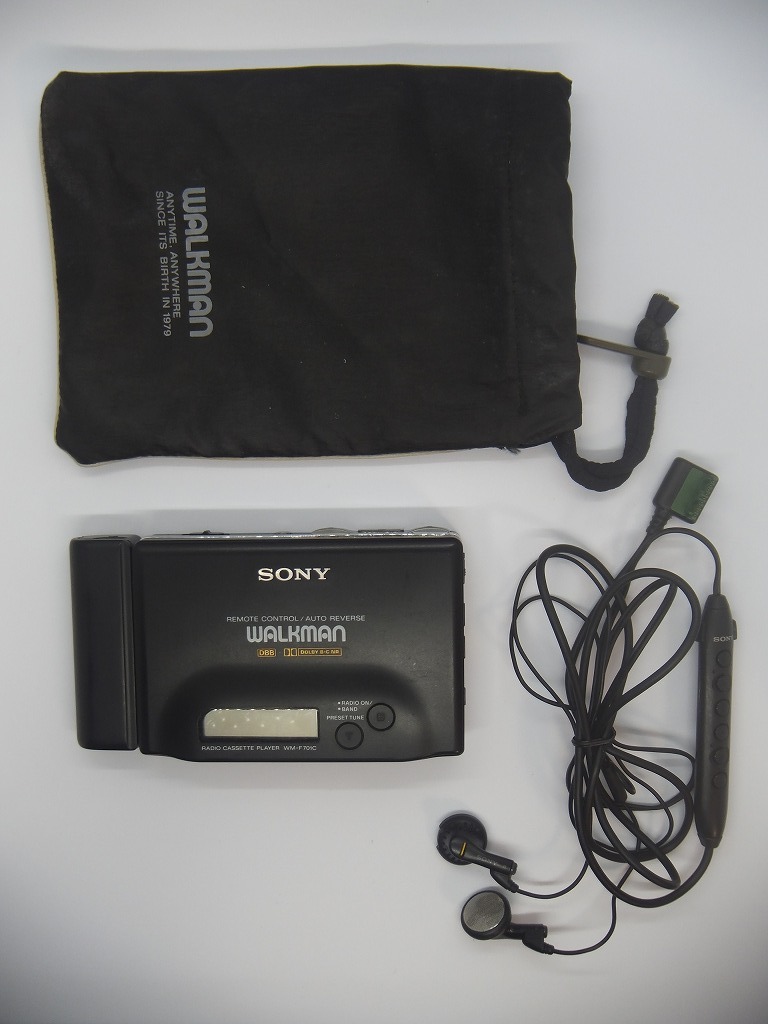 Yahoo!オークション - SONY WALKMAN ソニー ウォークマン【WM-F701C】
