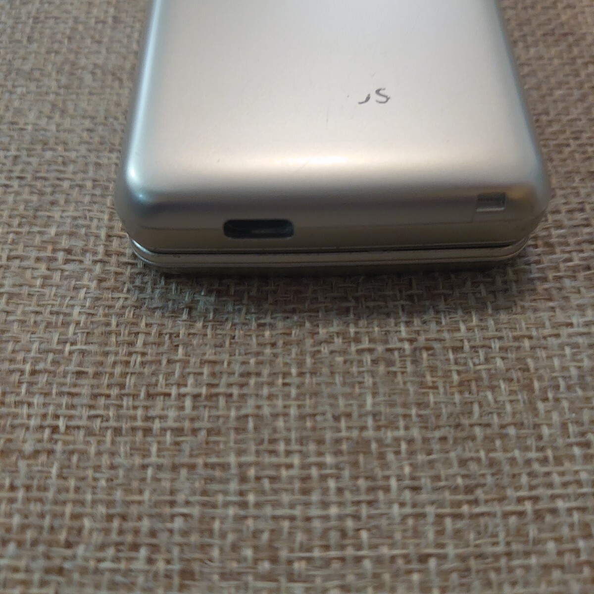 Yahoo!オークション - SH-02L docomo ゴールド