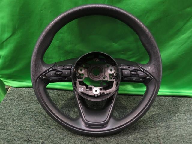 Yahoo!オークション - アクア 6AA-MXPK11 ステアリングホイール