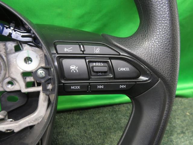 Yahoo!オークション - アクア 6AA-MXPK11 ステアリングホイール