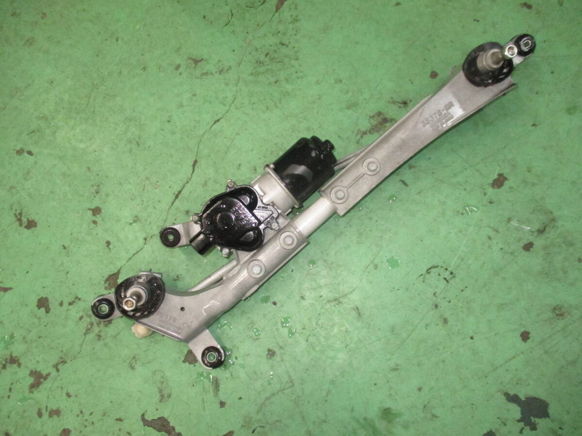 Yahoo!オークション - レガシィ（BP5・BL5） フロントワイパーモータ...