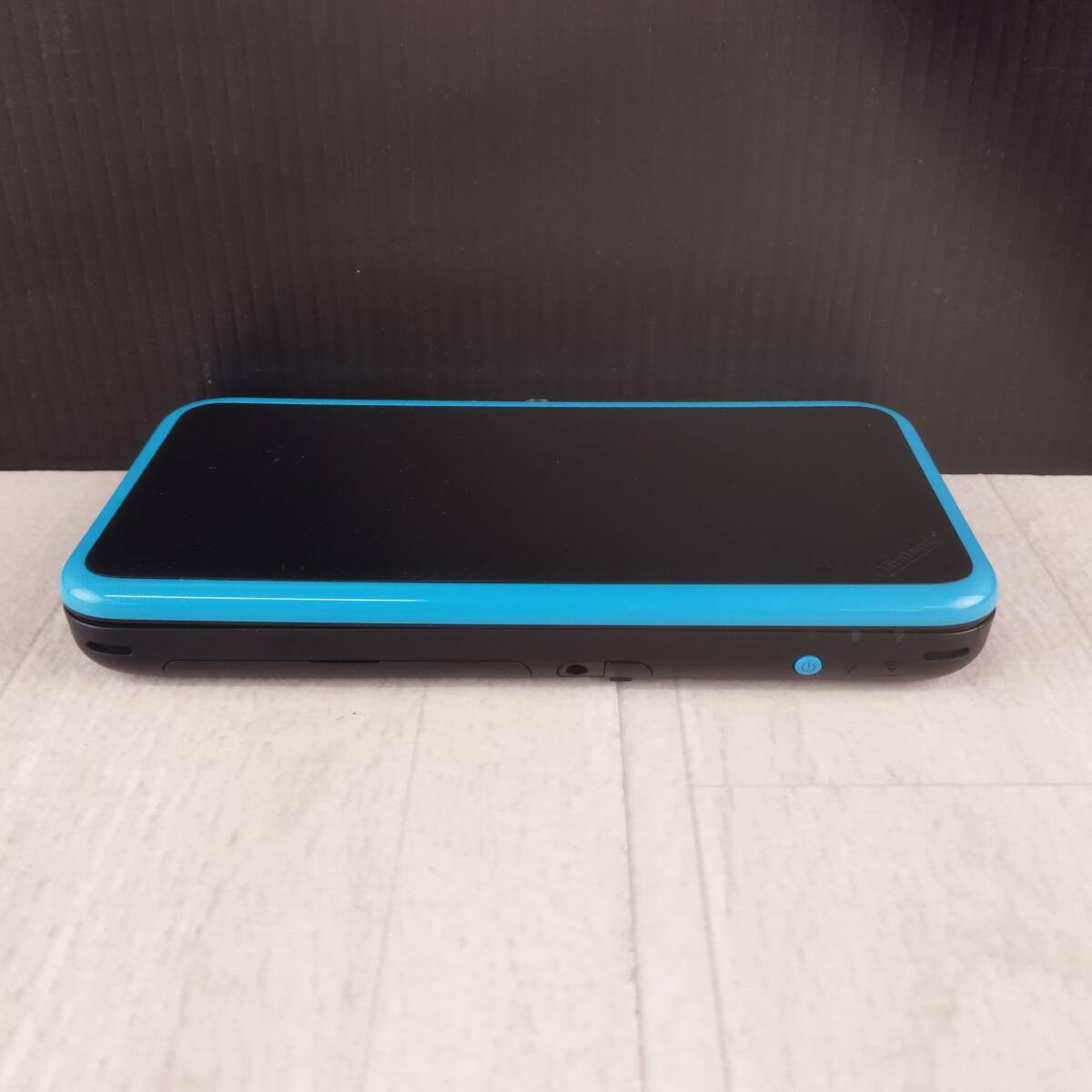 Yahoo!オークション - 2G4 Newニンテンドー2DS LL 本体 ブルー/ブラッ...