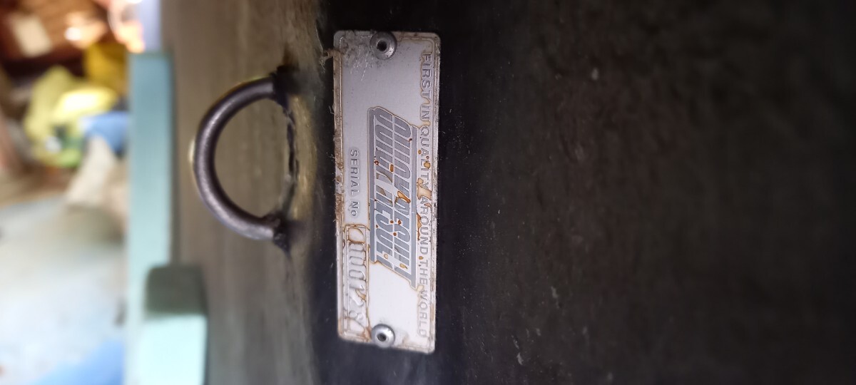 Yahoo!オークション - rzn152ハイラックス quick result トノカバーの...