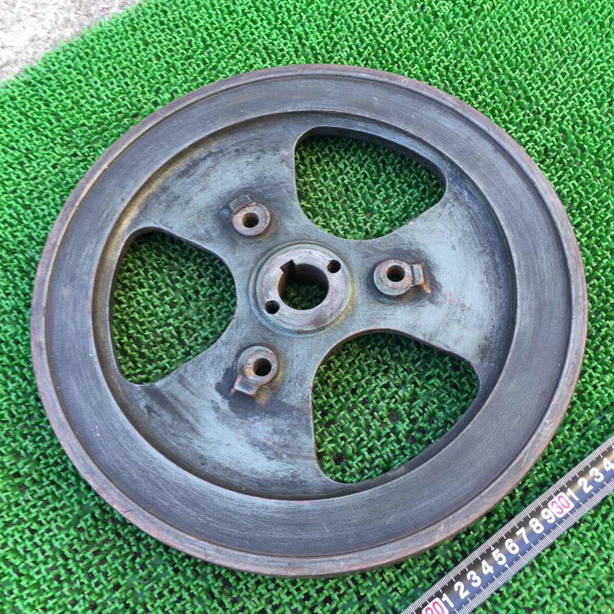 Yahoo!オークション - ヤンマー フライホイール NK2 平プーリー 動輪 ...